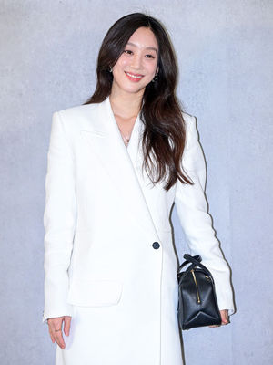 [사진]정려원, 미소가 아름다워 - OSEN