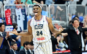 [사진]KCC 존슨, '3점슛 맛 좋다' - OSEN