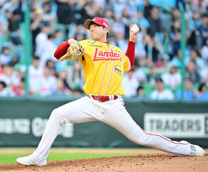 [사진]고효준,'힘차게 공을 뿌리며' - OSEN