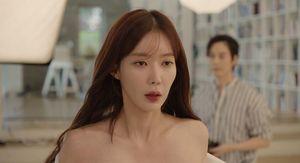 "역겨워"vs"극적 장치"..'빚투' 임수향 누드 촬영 두고 '시끌' [Oh!쎈 이슈] - OSEN