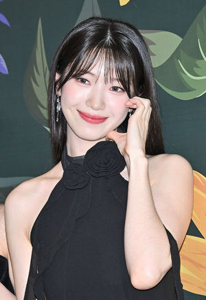 [사진]로켓펀치 수윤,'아름다운 볼하트' - OSEN