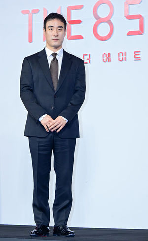 [사진]웃지 못하는 배성우 - OSEN