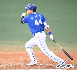 1군 오자마자 3루타! 2루타! 2타점까지…이러니까 ‘50억 FA’ 오재일이 필요한 거다 - OSEN