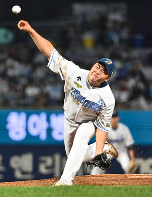 "153km도 그냥 치더라"…호주에서 받은 충격, NC 150km 영건이 깨달은 생존법 - OSEN