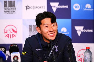 "베스트11? 사카보다는 손흥민이 더 좋은 공격수" EPL 전설의 당연한 선택 - OSEN