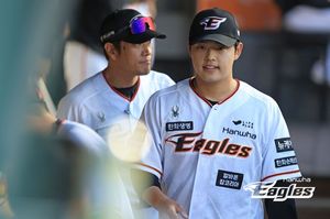 '무려 51일 만에' 한화 연승 이끈 문동주 '157km' 부활투, 그런데 왜 5이닝 66구에 교체됐나 - OSEN