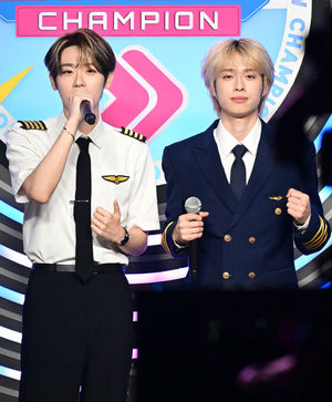 [사진]이펙스 금동현-엑스디너리 히어로즈 가온,'상큼한 MC' - OSEN