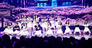 [사진]트리플에스(tripleS),'꽃밭' - OSEN