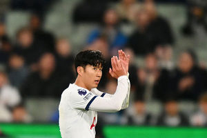 ‘17골 10도움 달성’ 손흥민, 다음 시즌에도 원톱 출격? “어떤 포지션이든 OK” - OSEN