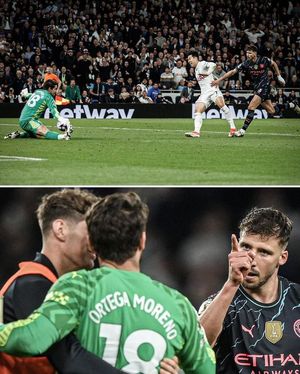 "SON 슈팅 막은 게 정말"...'PL 4연패' 실바의 잊지 못할 순간 "그냥 시계만 쳐다봤다" - OSEN