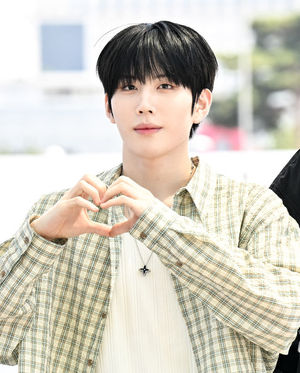 [사진]BAE173 영서, '초록 하트' - OSEN