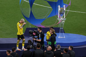 아름다운 꿈에서 깬 BVB, "축구에 동화는 없다" 준우승 실감...27년 만의 유럽 정복도 무산 - OSEN