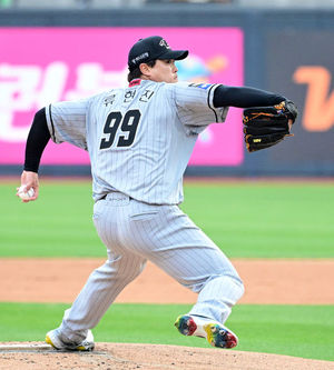 [사진]류현진, ABS 불만 폭발했던 수원에서 다시 - OSEN