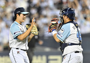 “네 직구가 KBO에서 제일 좋아”…만원관중 앞 152km 쾅! 19세 괴물 신인, KIA에 멋지게 설욕하다 - OSEN