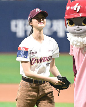 [사진]EXID 정화,'미소 활짝' - OSEN