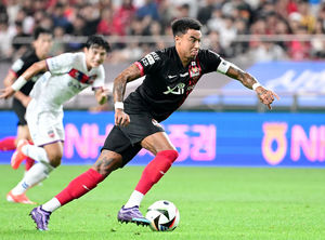 [사진]FC서울 린가드, '빠르게 더 빠르게' - OSEN