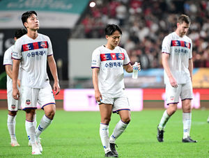 [사진]수원FC 이승우, '0-3 완패 아쉬움' - OSEN