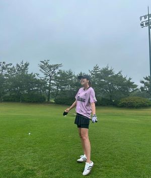 “7kg 찐 거라고?”…손담비, 여전한 젓가락 다리에 ‘깜짝’ - OSEN