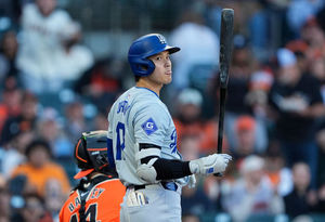 '11G 연속 타점 기회였는데…' 정면승부 피한 SF, 오타니 기록은 10G까지…팀은 끝내기 패배 [LAD 리뷰] - OSEN