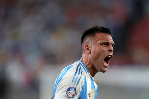 '메없라왕'이라 불러다오...'멀티골' 라우타로, 페루전 POTM 선정 [공식발표] - OSEN