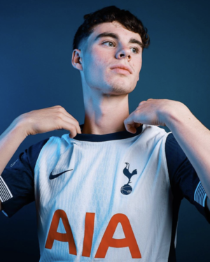 SON, '띠동갑 훌쩍' 18세 후배 생긴다... 리즈 유망주 MF, 토트넘 입단 "실감 안 난다"[공식발표] - OSEN