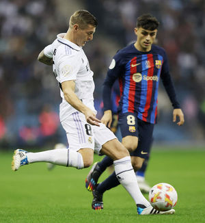 스페인 신성의 바램, "레전드 MF '교수님', 우리가 은퇴시키겠다" - OSEN