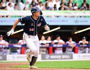 ‘2군 0홈런’ 두산 3R 루키 일냈다, 올스타전 선제 솔로포 폭발…프로 첫 손맛 보다 [퓨처스 올스타전] - OSEN