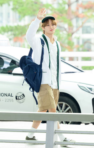 [사진]NCT 마크,'다정한 인사' - OSEN