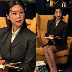 ‘15kg 감량’ 솔비, 하의실종 패션도 과감하게..늘씬 각선미 과시 - OSEN