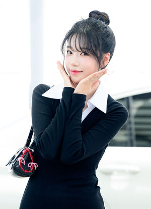 [사진]조유리,'깜찍 꽃받침' - OSEN