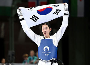 [사진]파리올림픽 김유진, '태권도 57kg급 금메달 감격' - OSEN