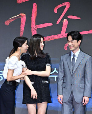 [사진]윤세아-박주현-김병철,'가족' - OSEN