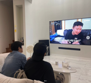 "Fxxx MBC" 외쳤던 기안84, 이시언과 '음악일주' 본방사수 [★SHOT!] - OSEN