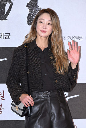 최여진 "끝사랑, 쭉 같이가고파"..♥7살 연상 돌싱남과 공개연애→결혼 암시?[Oh!쎈 이슈] - OSEN