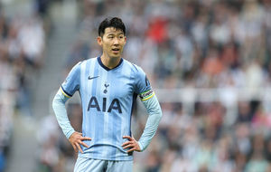 "거기로 움직이면 안 되지" 손흥민은 역시 왼쪽이 딱인가...첼시 전설 "SON 움직임이 이상했다" - OSEN