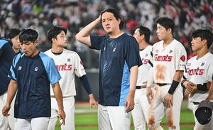 [사진] 김원중, 아쉬움 가득한 연장 무승부 - OSEN