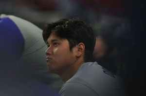 경기 포기한 다저스, 7회에 오타니 교체라니…2G 연속 홈런-도루 실패, 50-50 적신호 켜지나 [LAD 리뷰] - OSEN