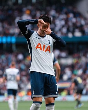 '손흥민 VS 김지수' 성사될까?...손흥민 EPL 123호골 도전 - OSEN