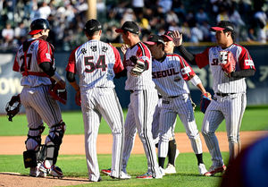 [사진]LG, 두산 잡아내며 3위까지 매직넘버 '1' - OSEN