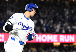 ‘만찢남’ 오타니의 가을 초짜 우려? 지난해 WBC 원맨쇼 잊은 건 아니겠지? - OSEN