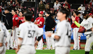 [사진]SSG, KT와 5위 타이브레이크 패배 - OSEN