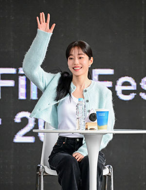 [사진]노윤서, 'BIFF 반가워요' - OSEN