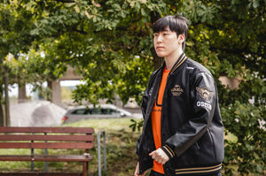 [롤드컵] '제카 펄펄' 한화생명, '캡스' 버틴 G2 꺾고 2연승 질주 - OSEN