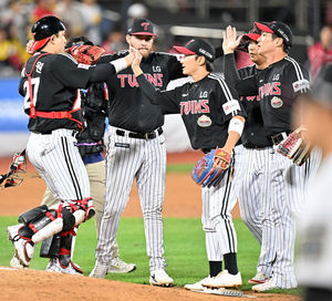 [사진]준PO 3차전 잡은 LG - OSEN