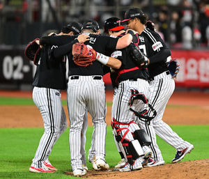 [사진]LG 트윈스,'준PO 3차전 6-5 승리' - OSEN