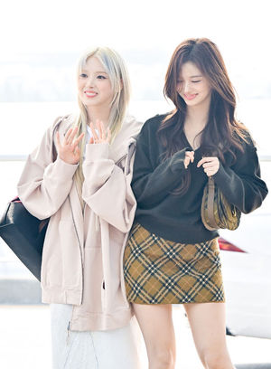 [사진]엔믹스 지우-설윤,'귀여운 장난' - OSEN