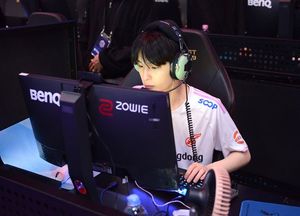 [PWS] 광동, ‘2024 국내 최강’ 답게 파이널 첫 날부터 중반부터 선두 - OSEN