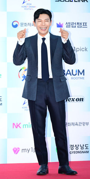 [사진]지승현,'러블리' - OSEN