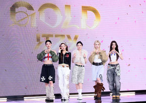 ITZY "데뷔 후 첫 더블 타이틀곡…전혀 다른 매력 보여주고 싶었다" [Oh!쎈 현장] - OSEN