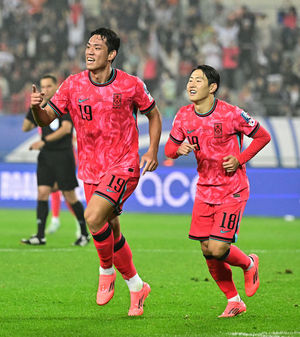 [사진]오세훈-이강인, 우리가 앞서간다 - OSEN